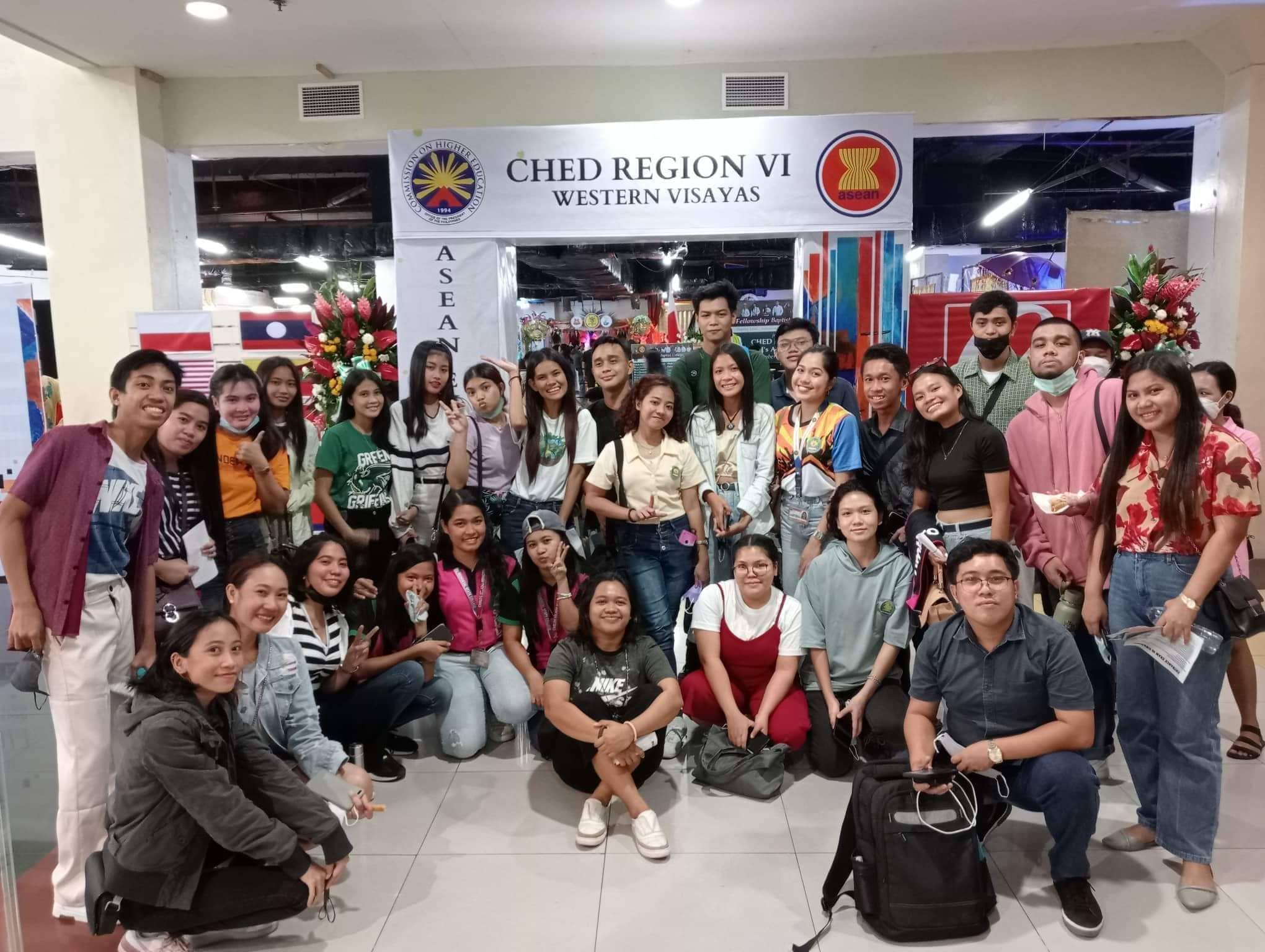 Social Science students visit ASEAN exhibits | Carlos Hilado Memorial ...