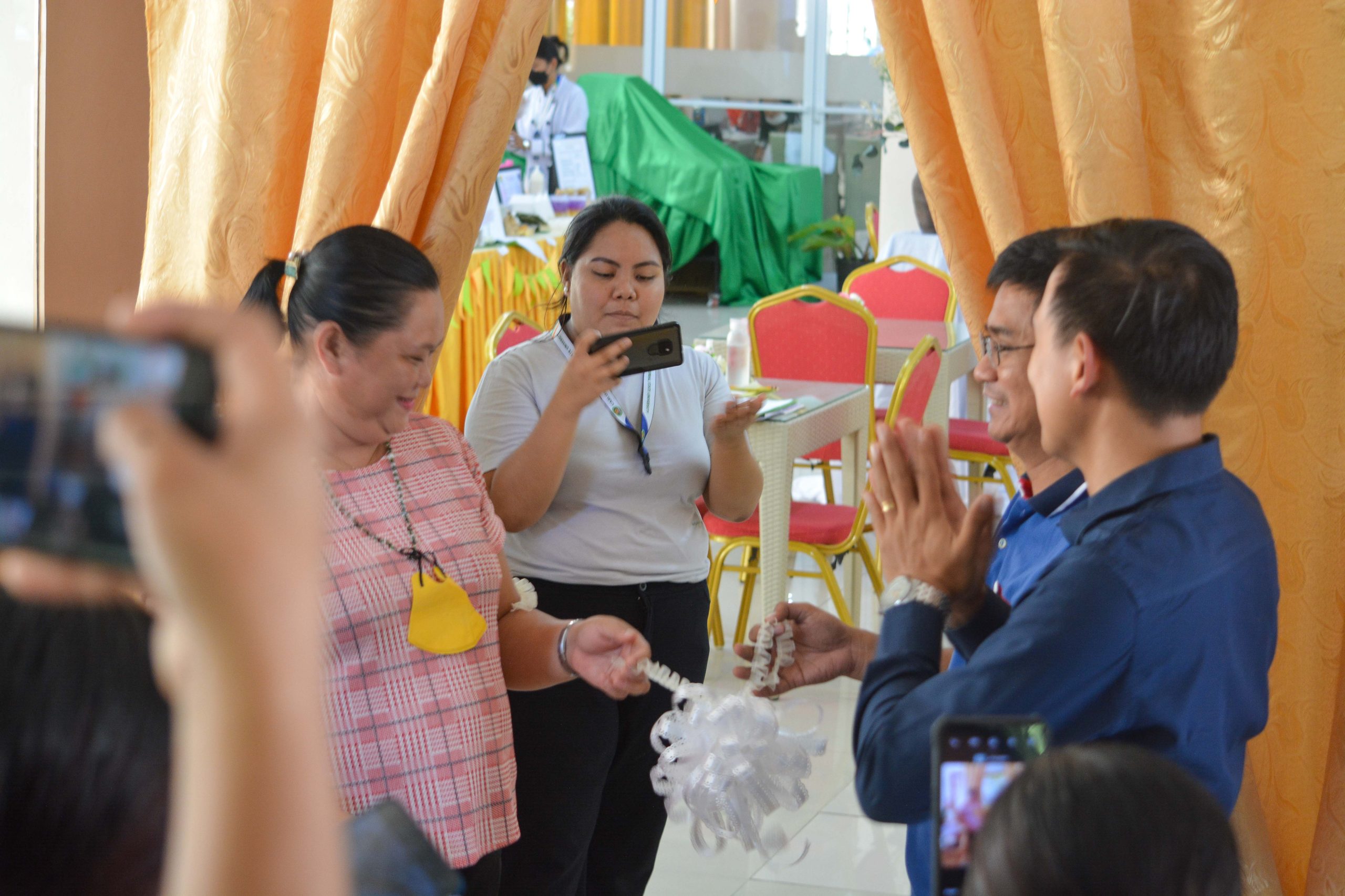 BSHM students conduct EntrePinoy selling and showcase activity | Carlos ...