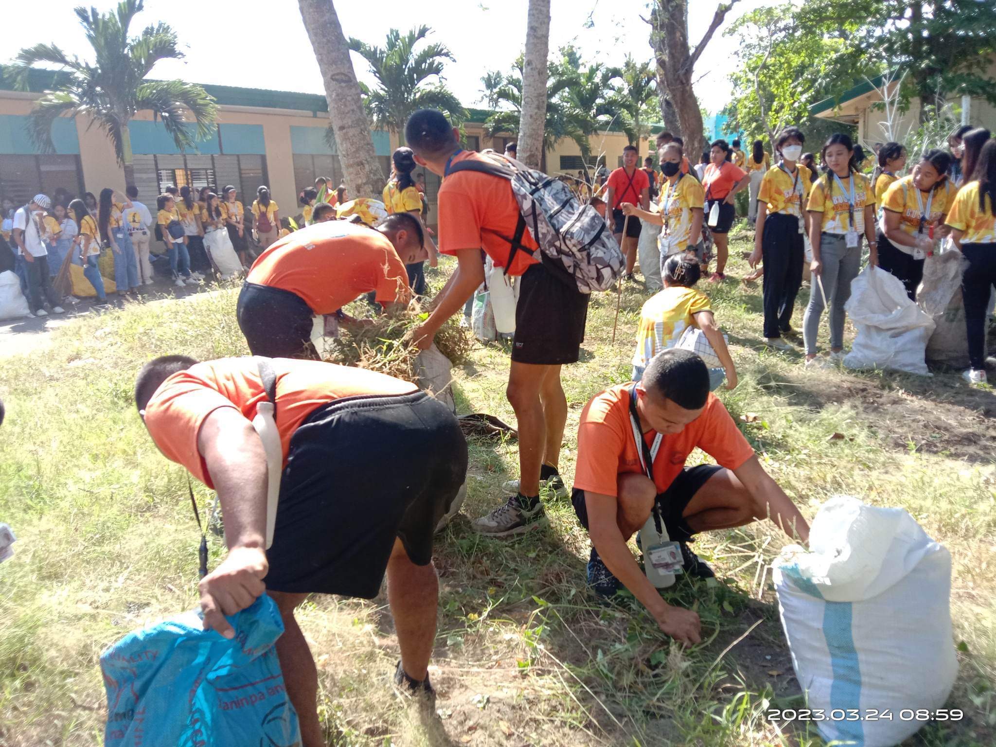 USG, UOEP conduct clean-up activity at Binalbagan Campus | Carlos ...